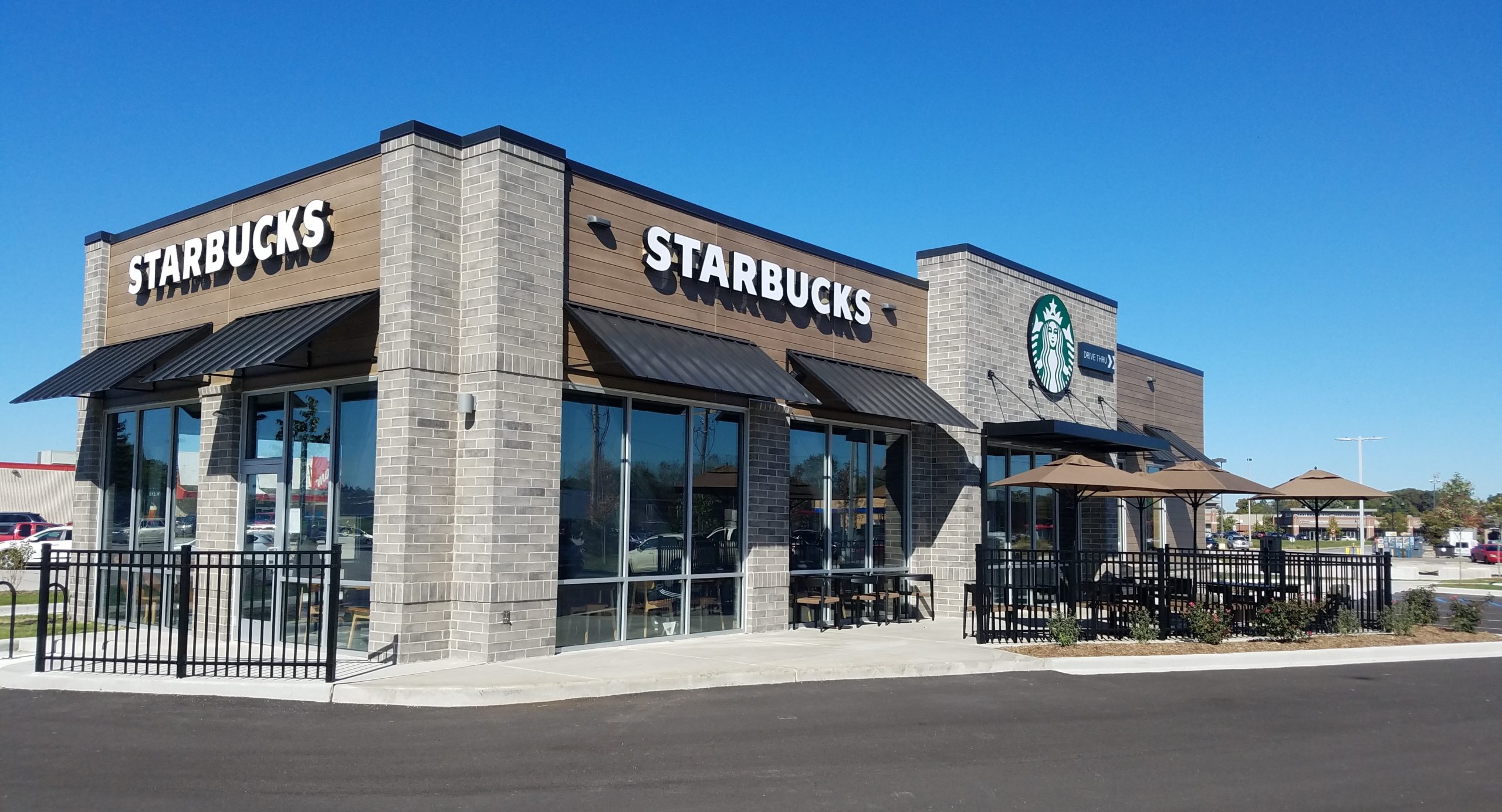 Premier Outlot: Single Tenant Building (Fully Occupied) - Veritas